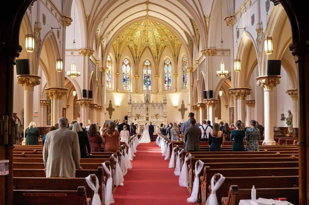 12 Differences Between Eastern and Western Catholic Churches