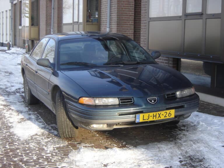 18 Car Brands That Disappeared and Why They Failed